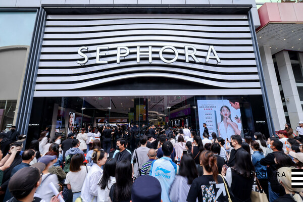 Sephora Unveils its First Store of the Future in Shanghai, Marking a ...