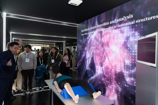 联影智能亮相RSNA，医疗元宇宙与科研大模型创新成果双轮齐发
