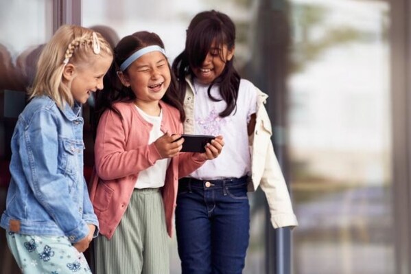 科利耳推出Baha™ 6 Max声音处理器与Baha Smart App智能应用程序